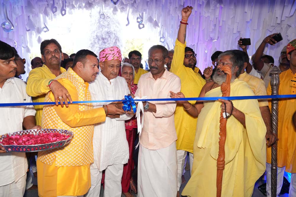 Grand Navratri Mahotsav at Shri Parshva Padmavati Shakti Peeth Dham ...